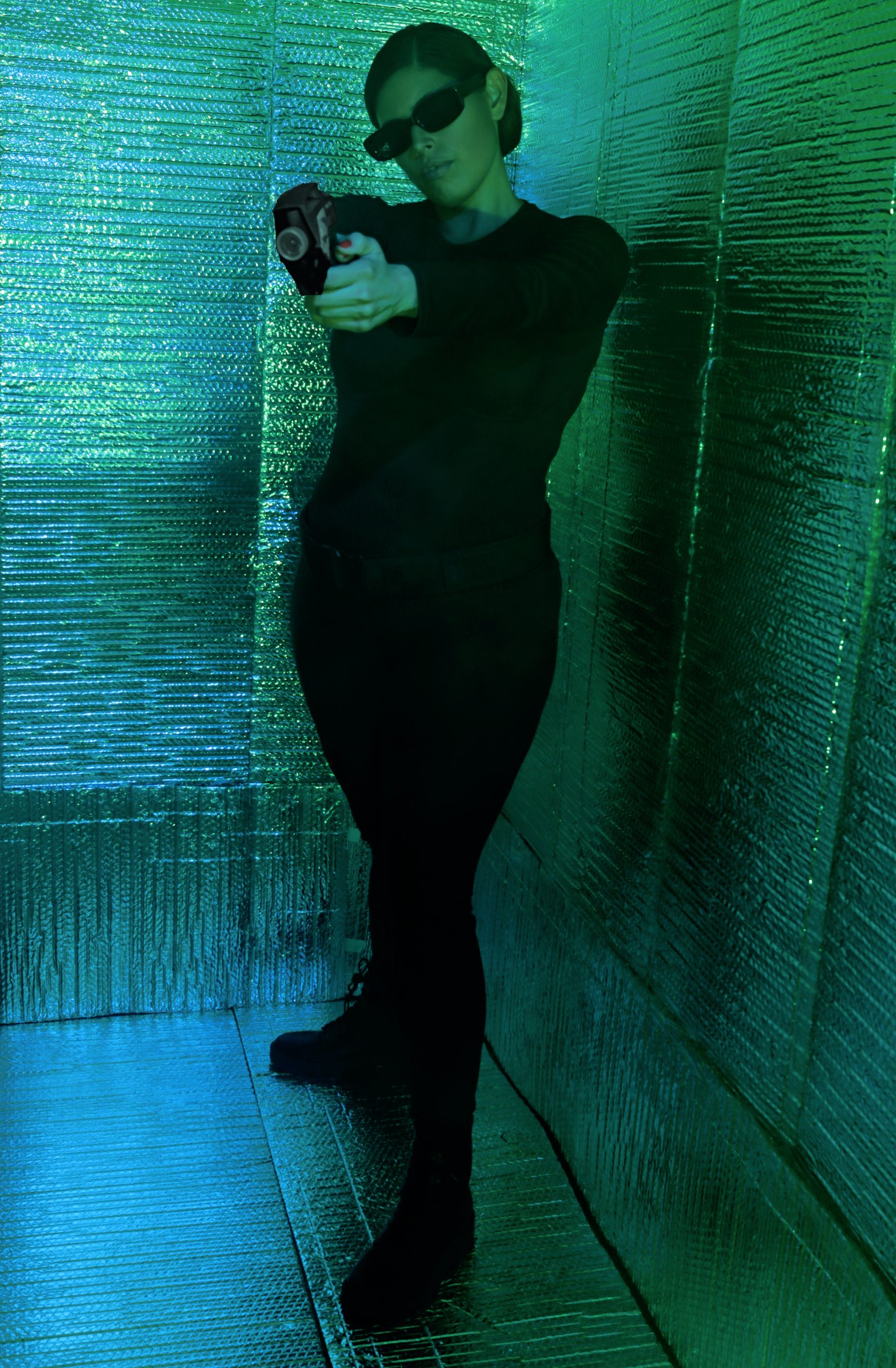 The Matrix Resurrections Cosplay—Be “the One” like Neo with EuroOptica ...